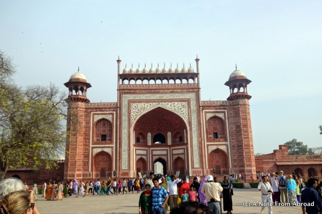 Agra ~ Taj Mahal, I’timad-ud-Daulah, Agra Fort | A Note From Abroad
