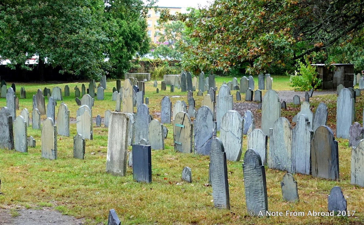 Cemetery Pictures and Burial Practices From Around the World | A Note ...